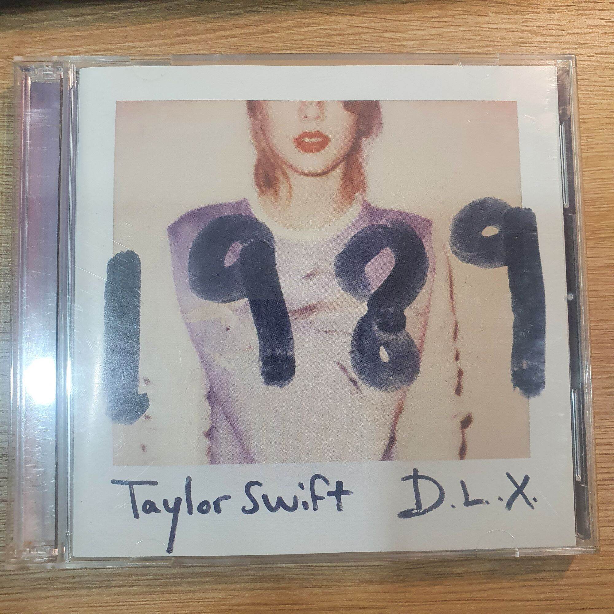 CD album 1989 (Deluxe) - Taylor Swift - 2U Store CDs | Lazada.vn