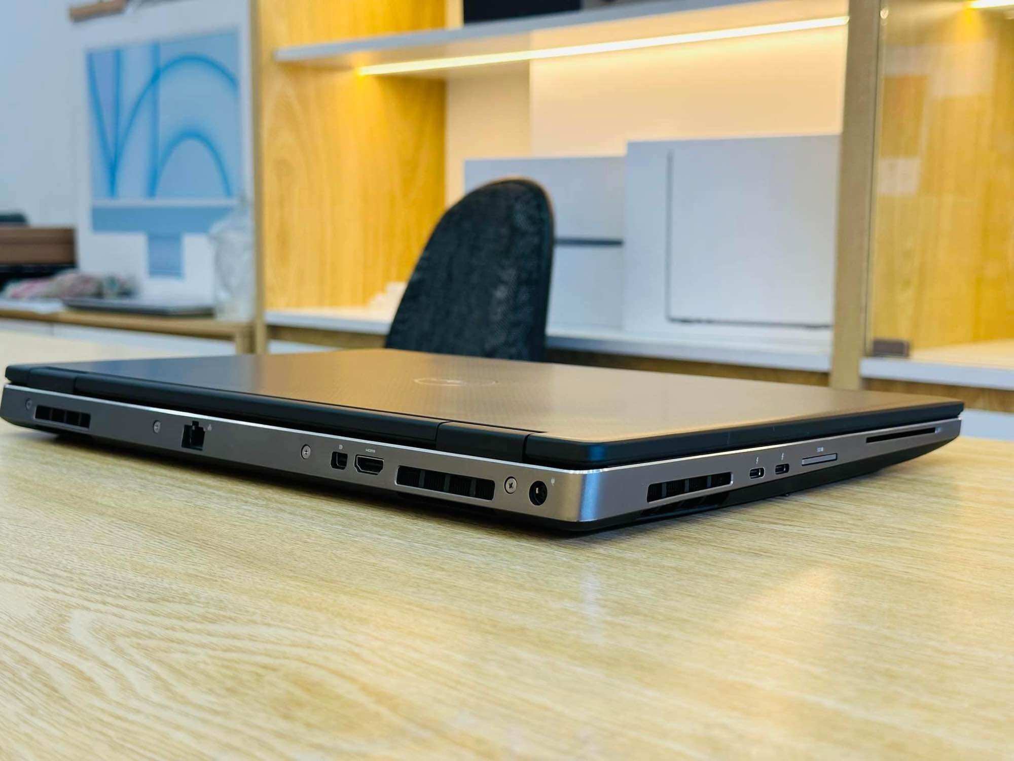 Laptop đồ hoạ Dell Precision 7530 Core i7 8850H Ram 16G ssd 256G Vga ...