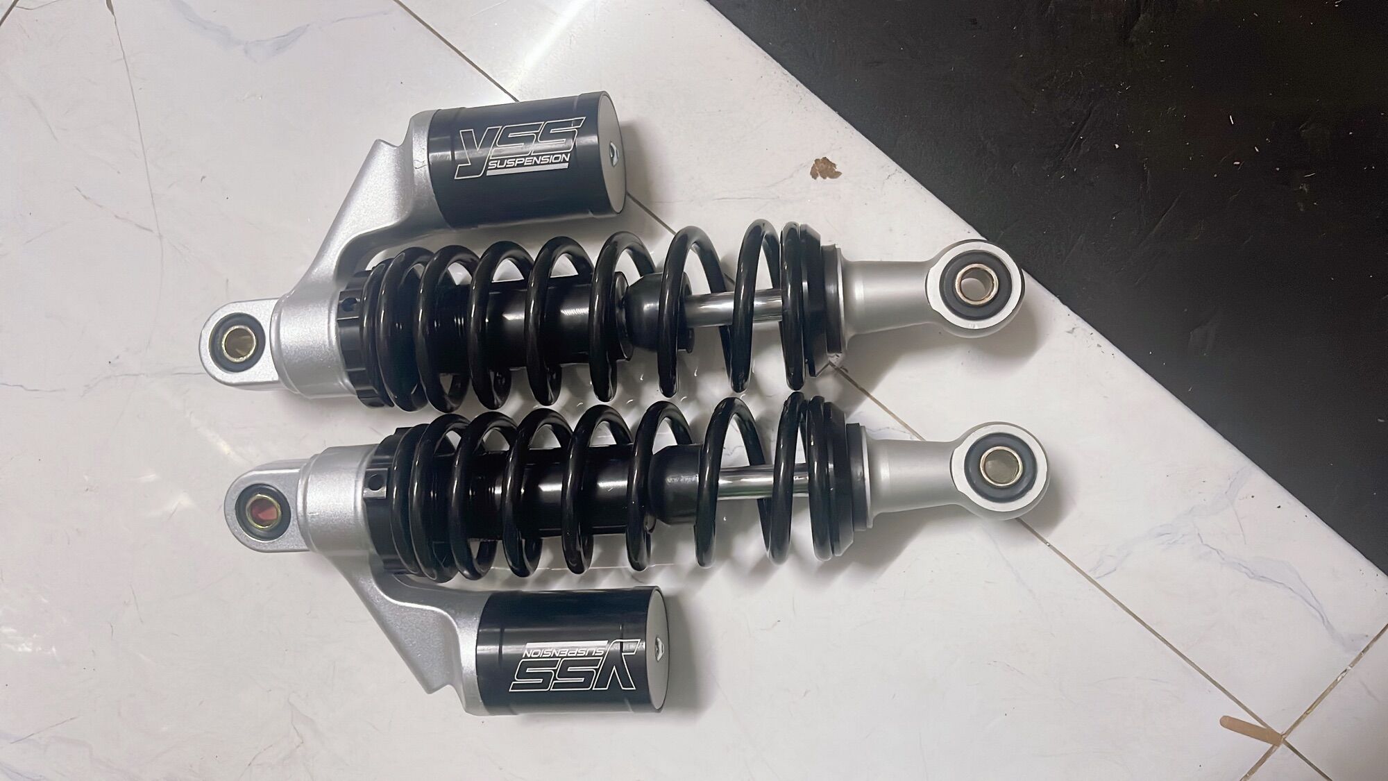 Phuộc yss bình khắc thái gắn sirius taurus max cub lùn | Lazada.vn