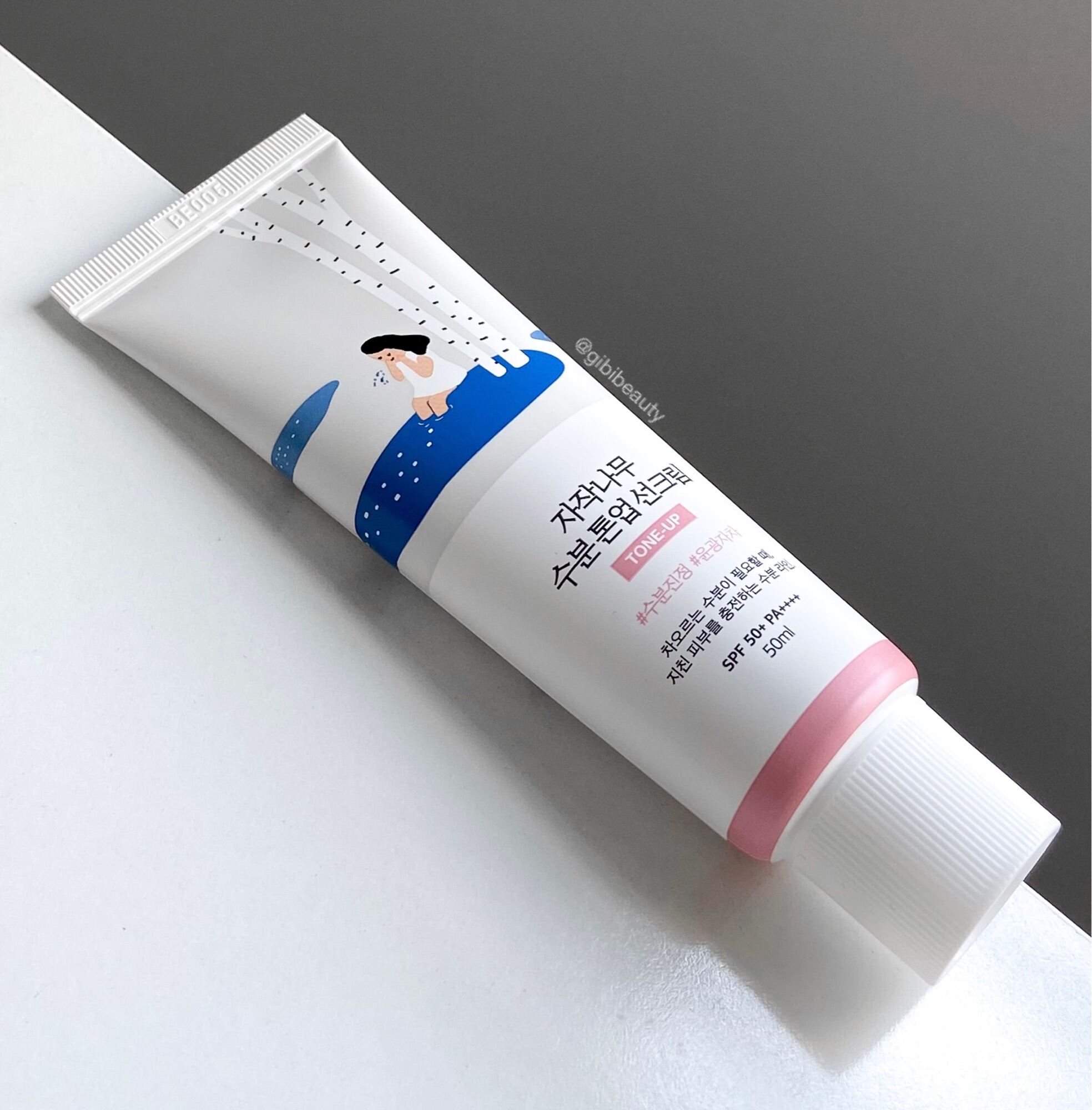 Kem chống nắng ROUNDLAB Brich juice Moisturizing 50ml SPF50+ PA ...