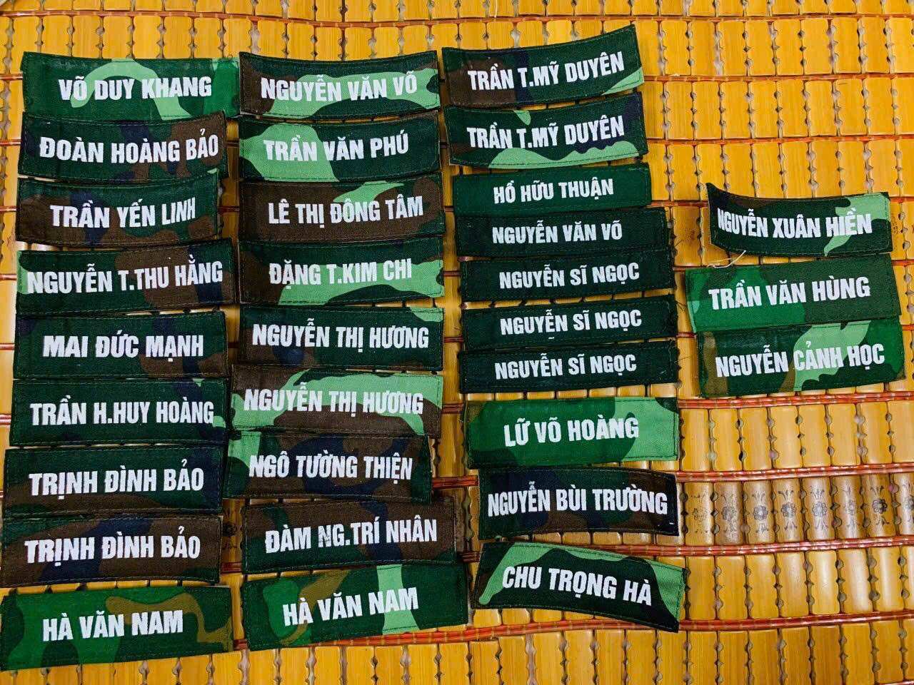 Biển tên dán áo K20,K17, biển tên dán áo / Biểu tượng cài áo LQ | Lazada.vn