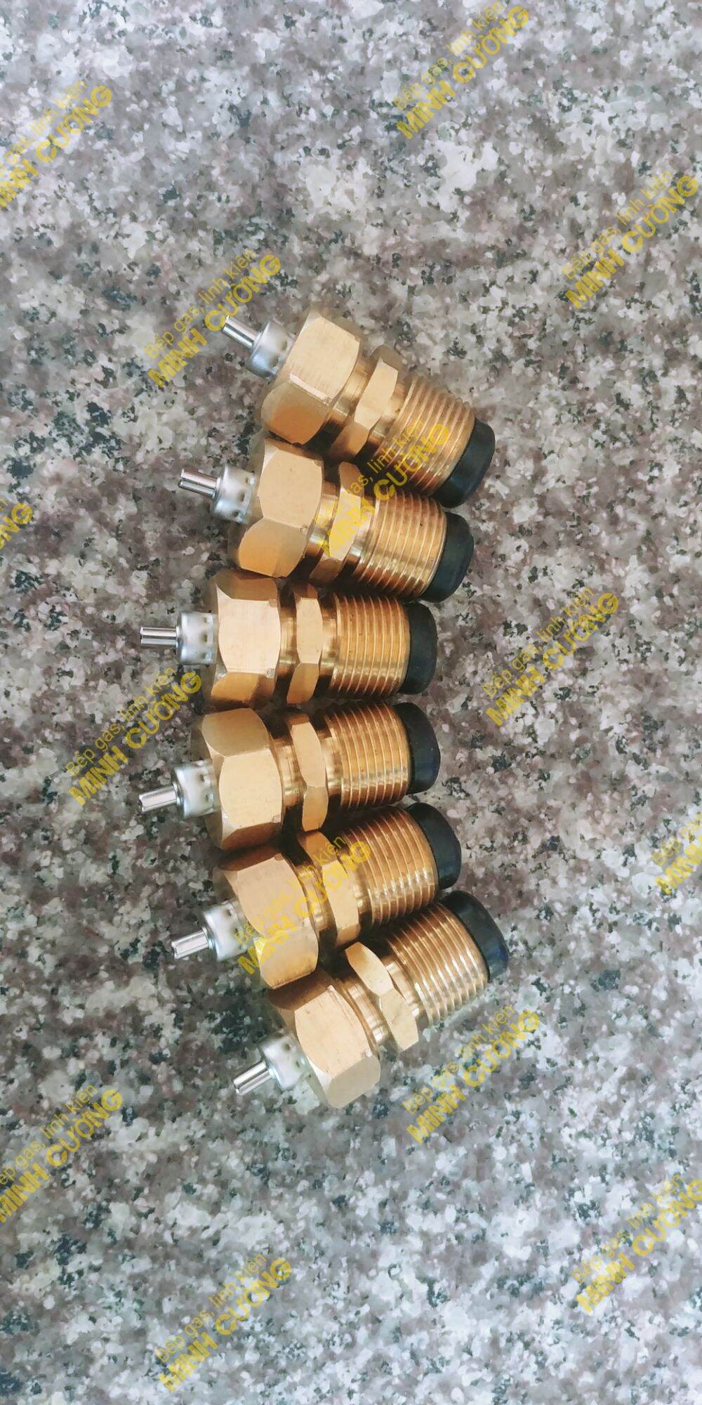 ĐẦU SẠC GAS TỪ BÌNH 12KG SANG BÌNH GAS LON MINI - CỤC SẠC CHAI GAS DU ...