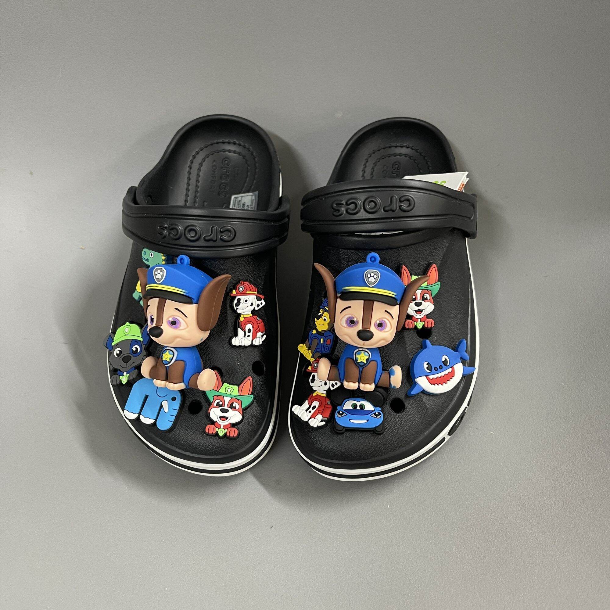 (Tặng 10 sticker) Dép Sục Crocs Baya Đen Sticker Víp Trang Trí Cho Bé ...