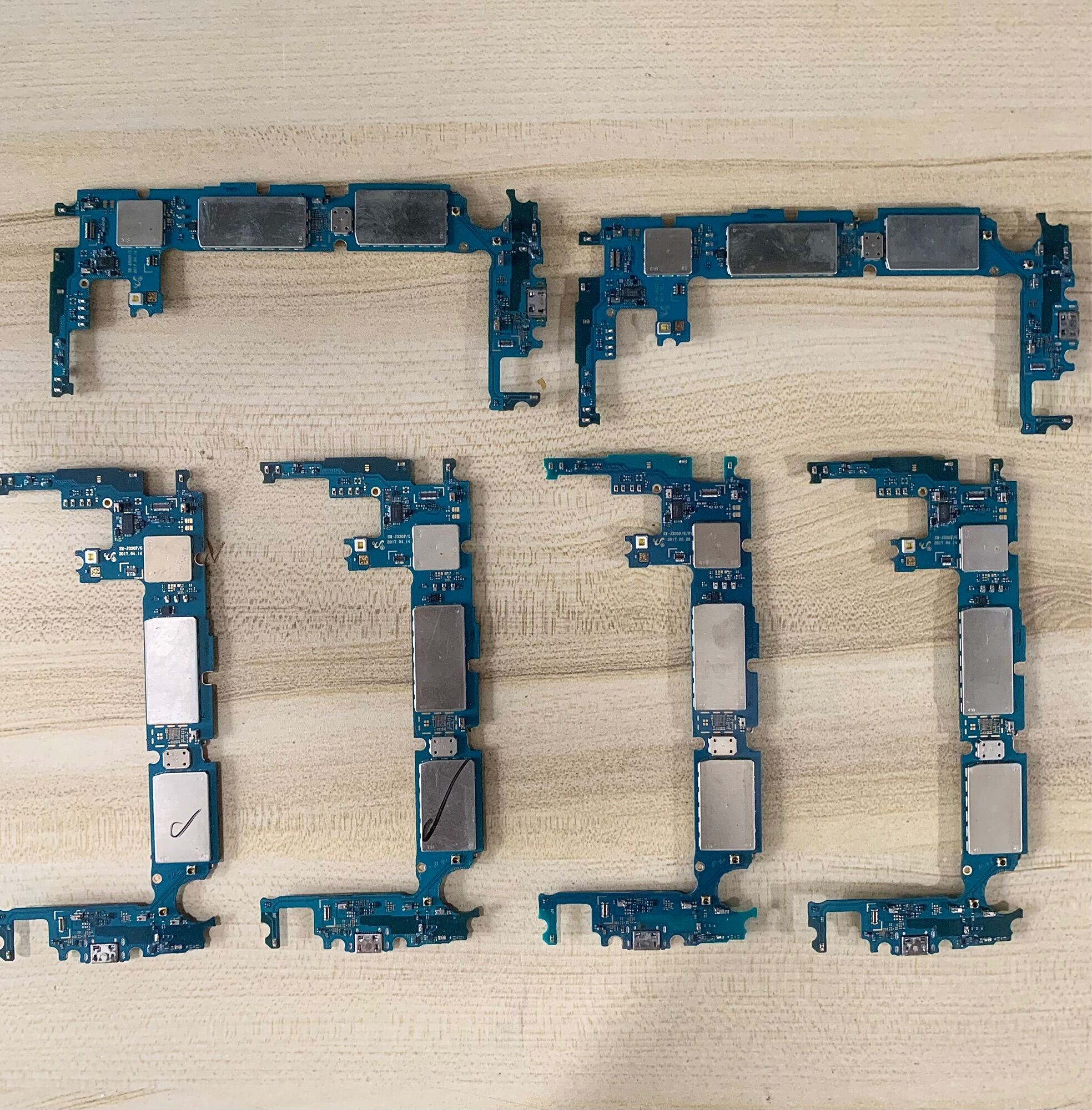 Main SamSung J3 Pro J330 Zin Full ( Sạc , sim , Wifi ,..) Hàng Cao Cấp ...