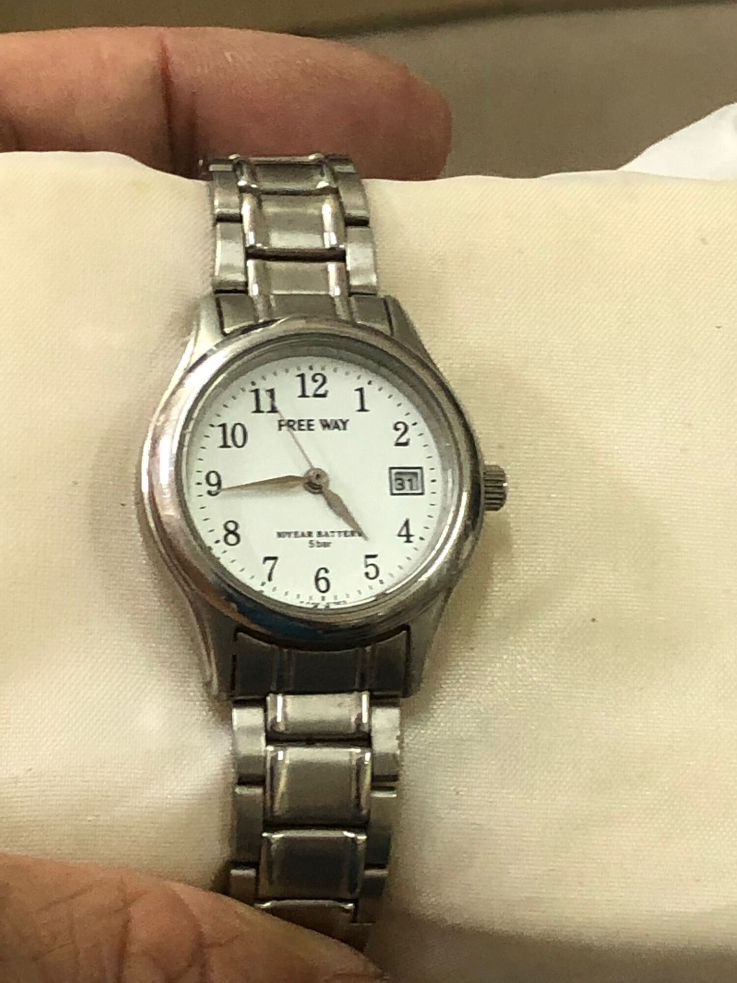 Đồng hồ nữ hiệu freeway citizen hàng si Nhật | Lazada.vn