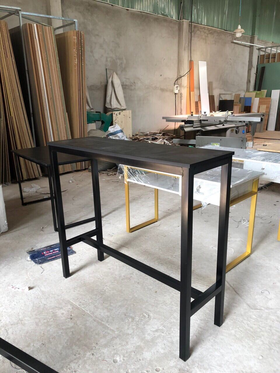 Bàn bar bàn cao 1m chân sắt gỗ mdf | Lazada.vn