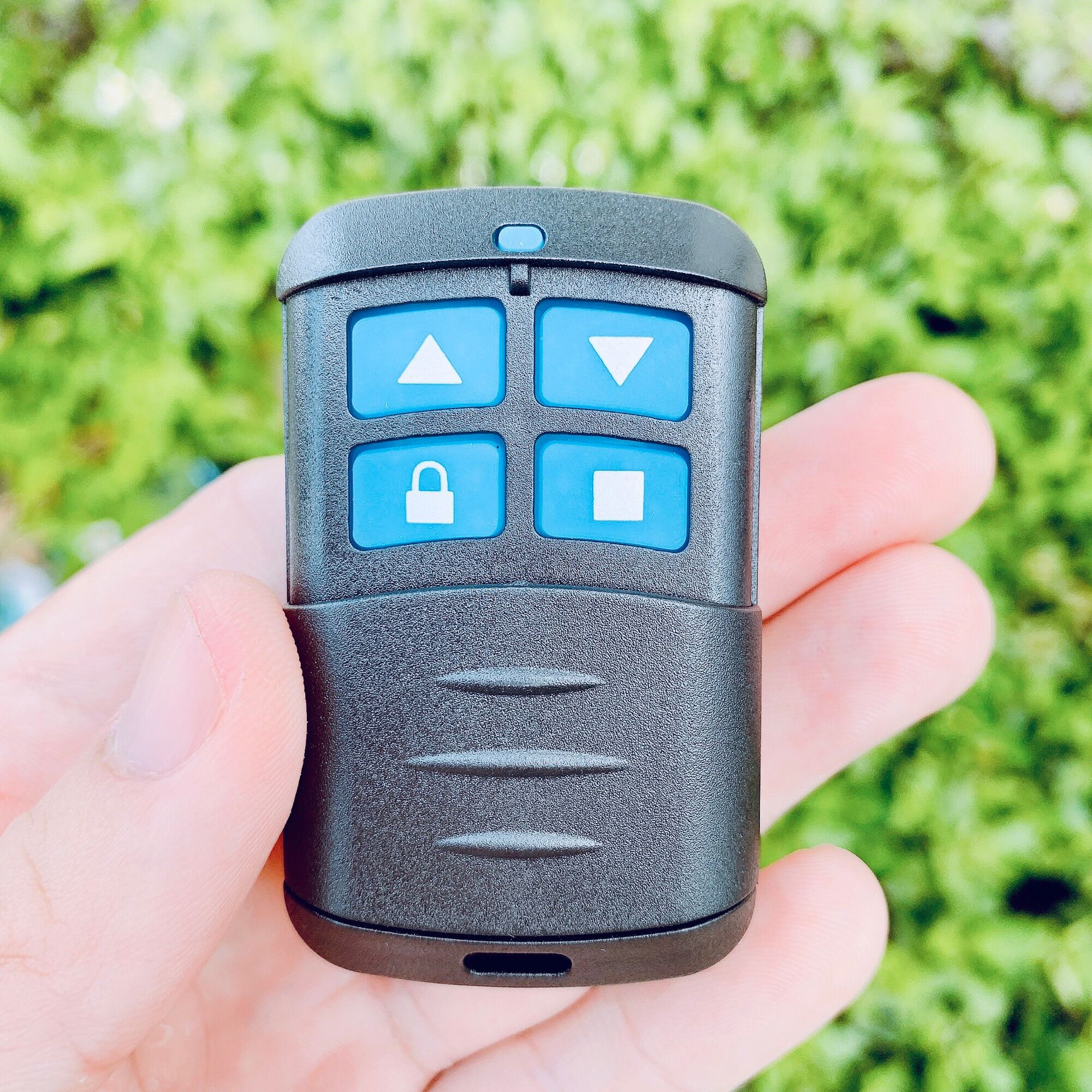 Remote cửa cuốn RF (học lệnh) trái ớt 315Mhz 433Mhz - MixASale