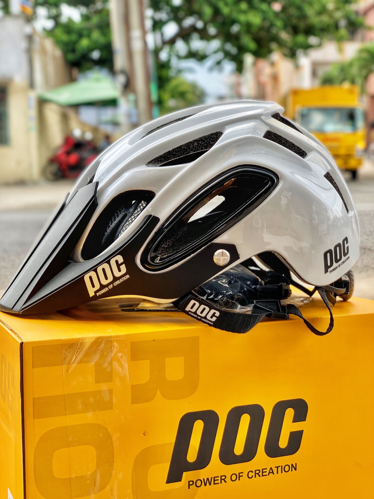 Nón POC 07 màu trắng chính hãng full box tặng kèm phụ kiện hãng - MixASale